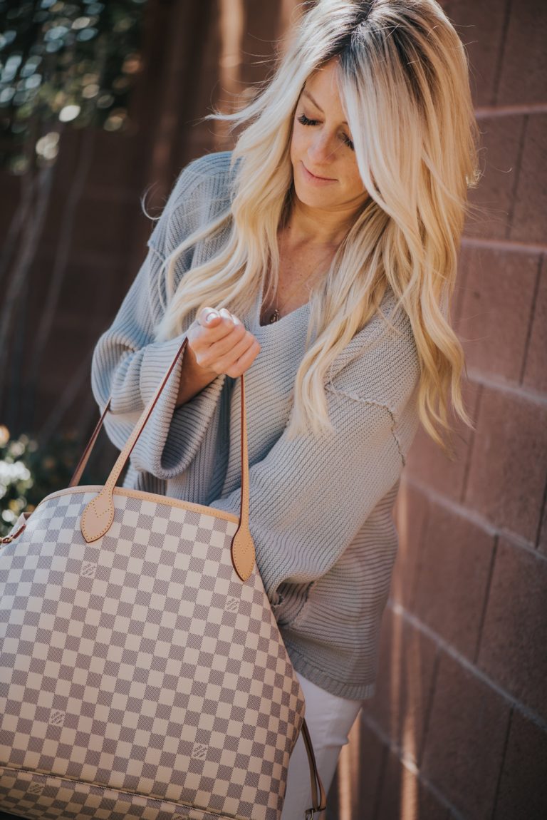 Slouchy Sweater + Ripped Jeans - Kailee Wright